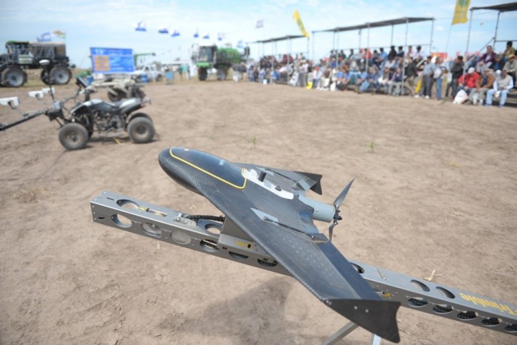 Qué es y cómo funciona la primera red de drones del agro de América ...